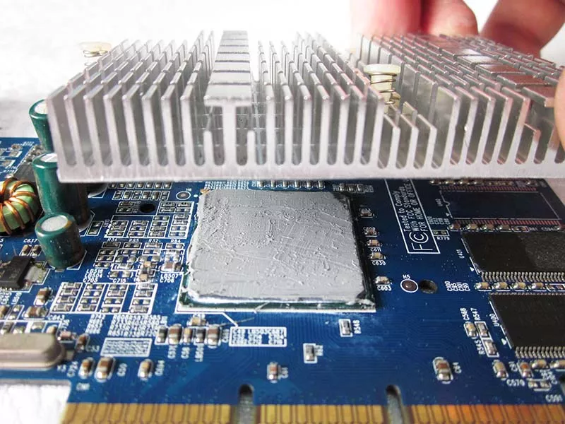 How to Properly Apply Thermal Compound for CPU for Best Results - Sheen ...